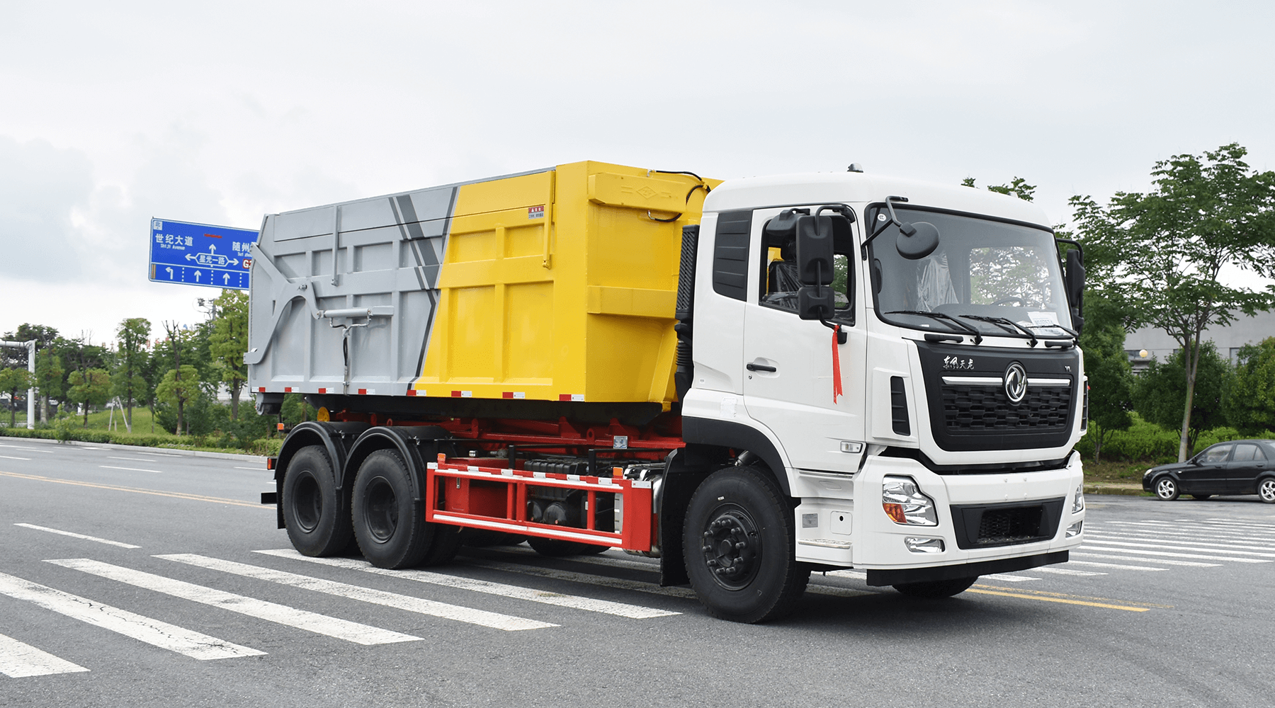 Dongfeng Hook Lift Arm Roll Off Garbage Truck 20CBM - Keeyak Specialty ...