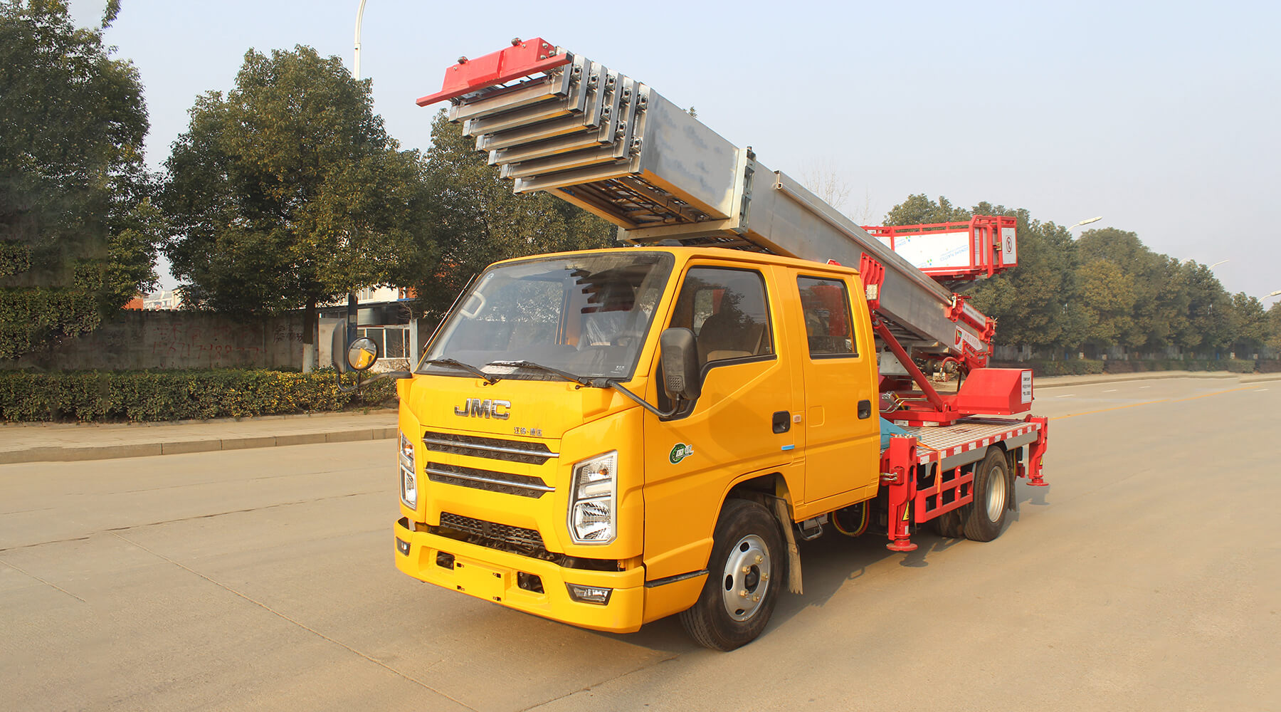 JMC Ladder Lift Truck 32M Propelled Hydraulic Boom Lift - Keeyak ...