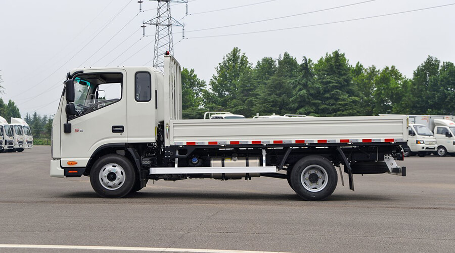 Foton Ollin 3360 Wheelbase 4 Ton Dropside Light Cargo Truck